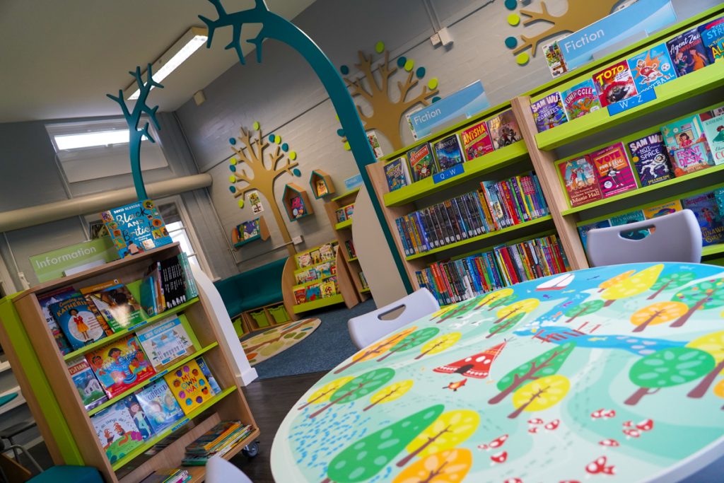 Jervoise School welcome their new ‘colourful and adventurous library ...