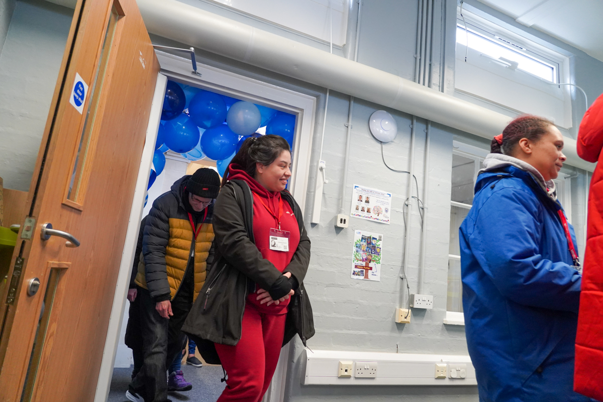 Jervoise School welcome their new ‘colourful and adventurous library ...