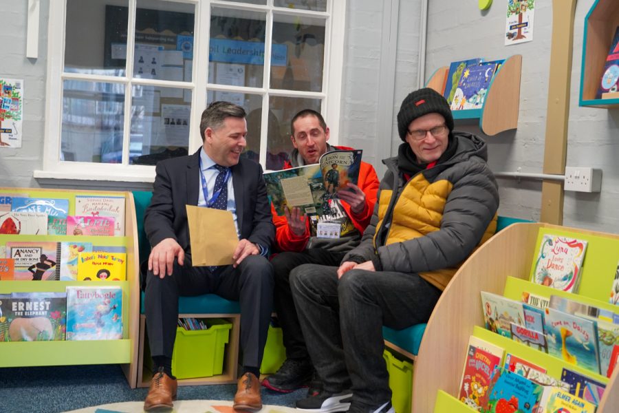Jervoise School welcome their new ‘colourful and adventurous library ...