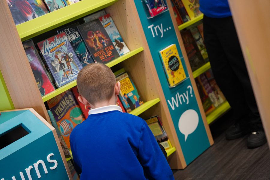 Jervoise School welcome their new ‘colourful and adventurous library ...